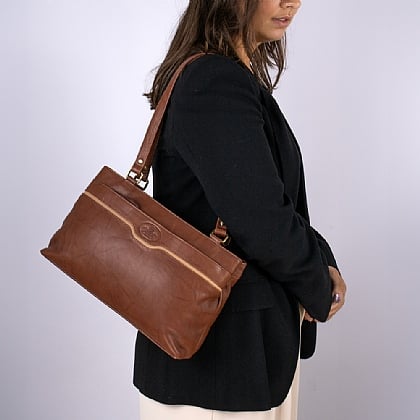 Canvas Bags | Tote Bags | Leather Bags | Handbags | Museum Selection