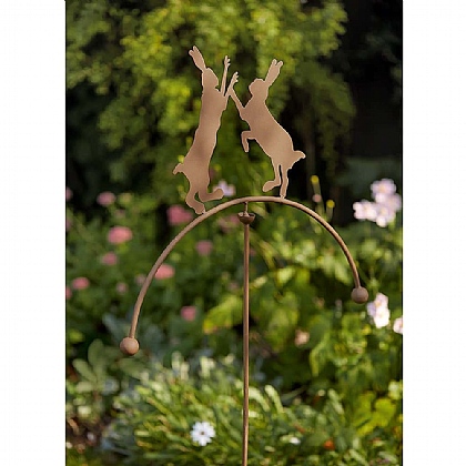 Balancing Garden Ornaments - Garden Design Ideas