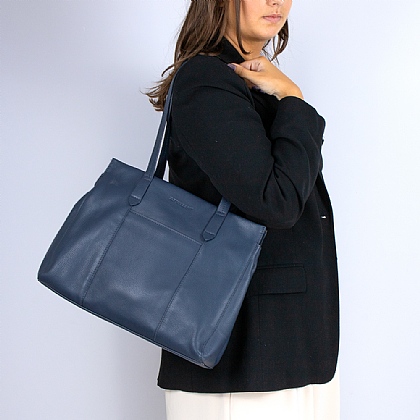 Canvas Bags | Tote Bags | Leather Bags | Handbags | Museum Selection